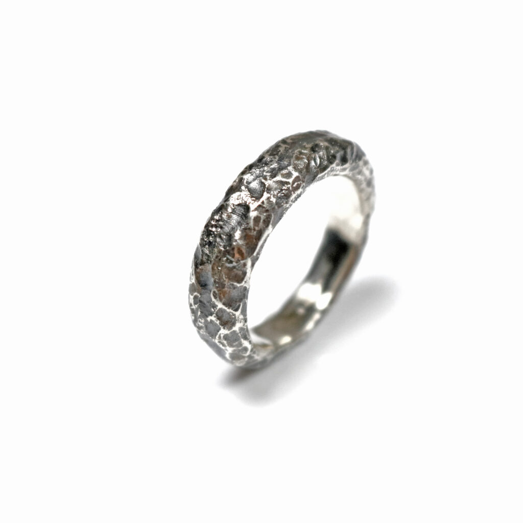 RAW Dark Ring - ARsmykkeDesign
